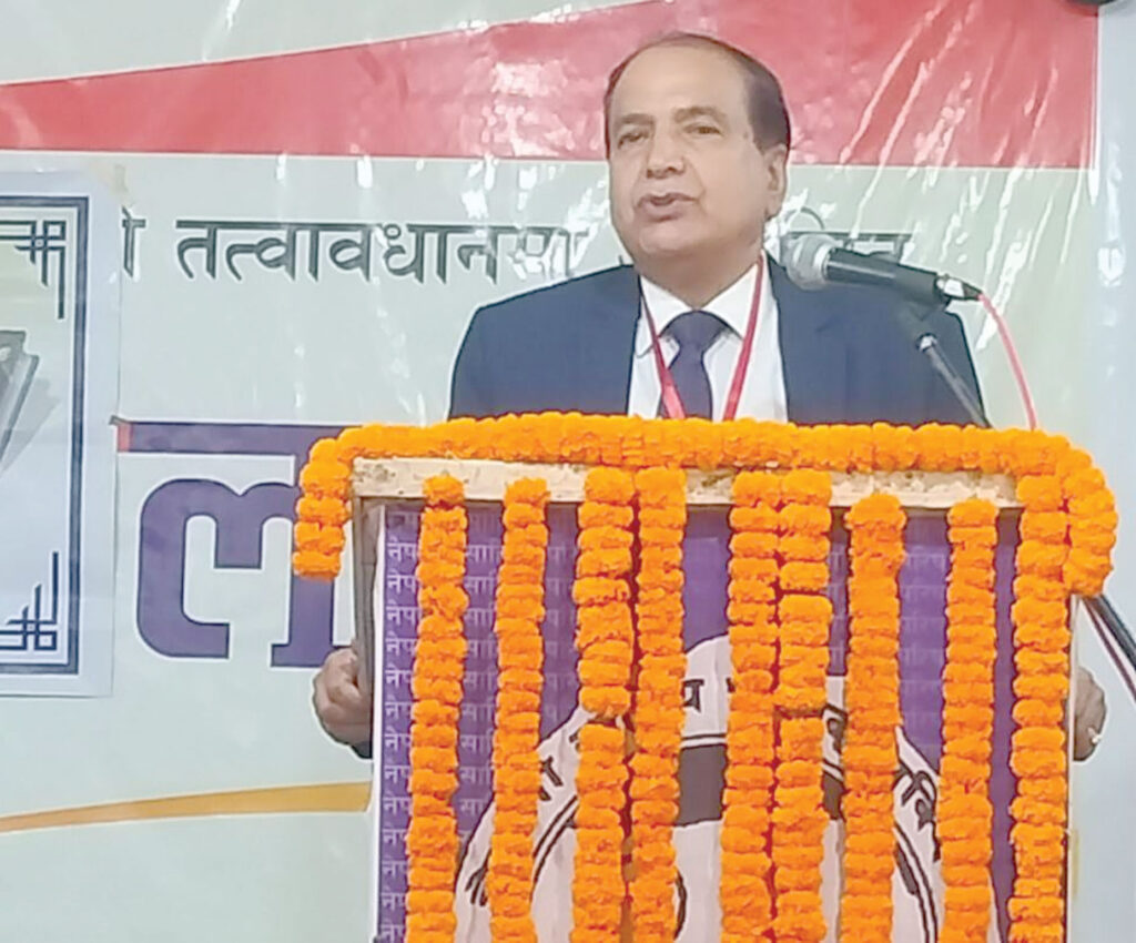 सिक्किम विश्वविद्यालय नेपाली भाषा को खराब कर रही है : शंकरदेव ढकाल - Anugamini