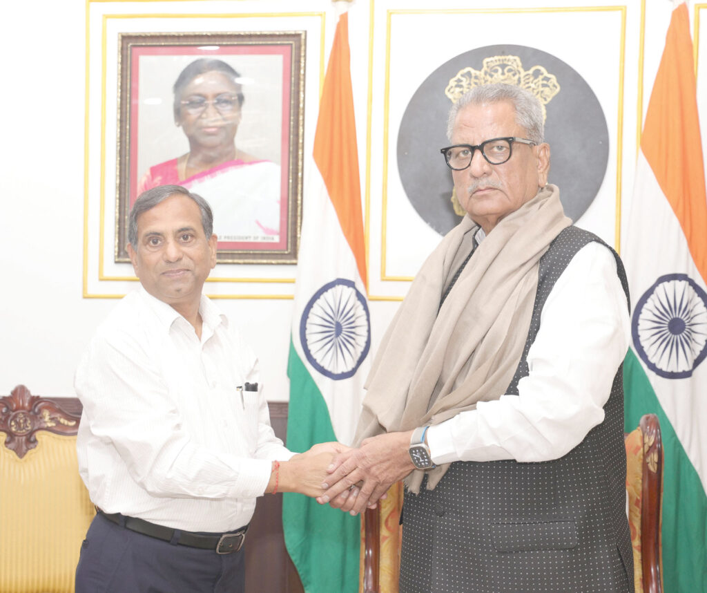 महेश चंद गोविल ने की राज्‍यपाल से मुलाकात - Anugamini